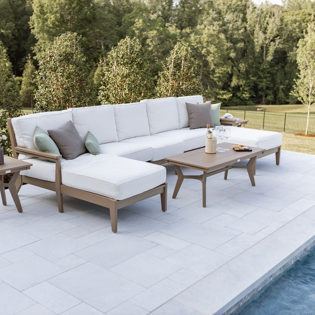 Luxury Outdoor Lounge Furniture Ideas – PolyCasual.com